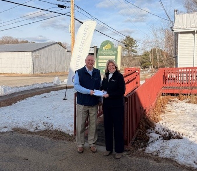 NSB Donates $1,500 to The Progress Center in Oxford - Norway Savings Bank